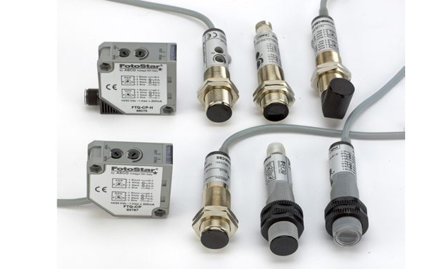Proximity Switch / Limit Switches – Teknic